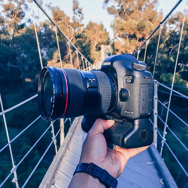 @Canon: Nice shot! Thanks #TeamCanon fan @scottsaephanh for capturing ...