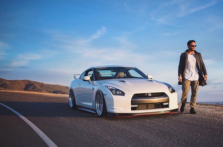 @Nissan: Side by side. #OMGTR : @duskin_anthony... - Ciao Nihon