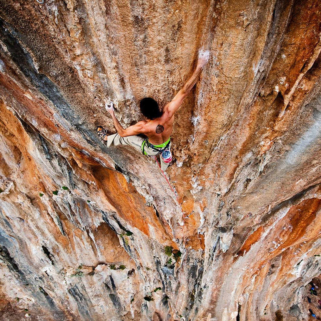 @Canon: #CanonExplorerofLight @jimmy_chin photographed @bookofsamuel ...