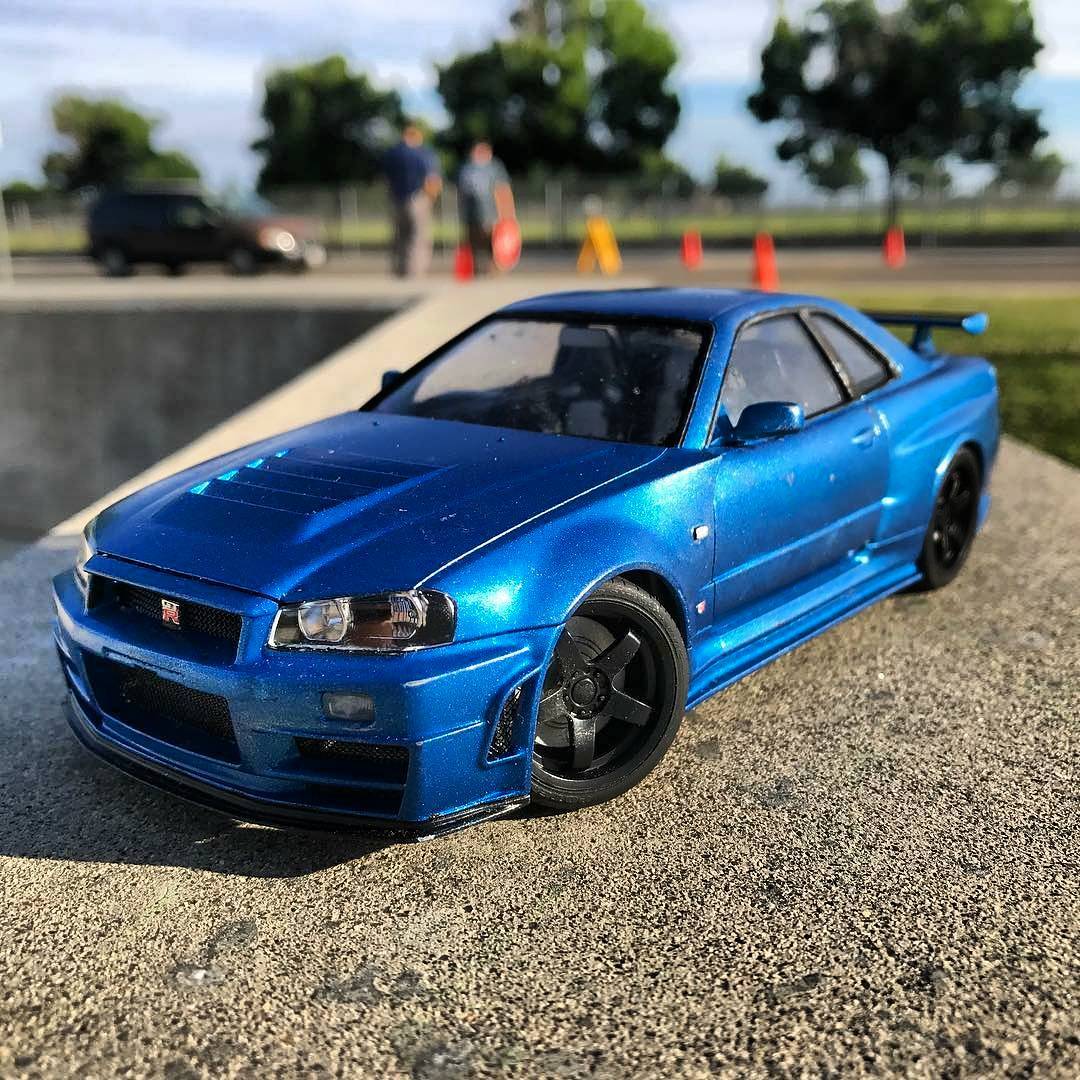 @Nissan: Take a closer look. @r34_nur_02 #modelcar #SkylineSunday #R34 ...