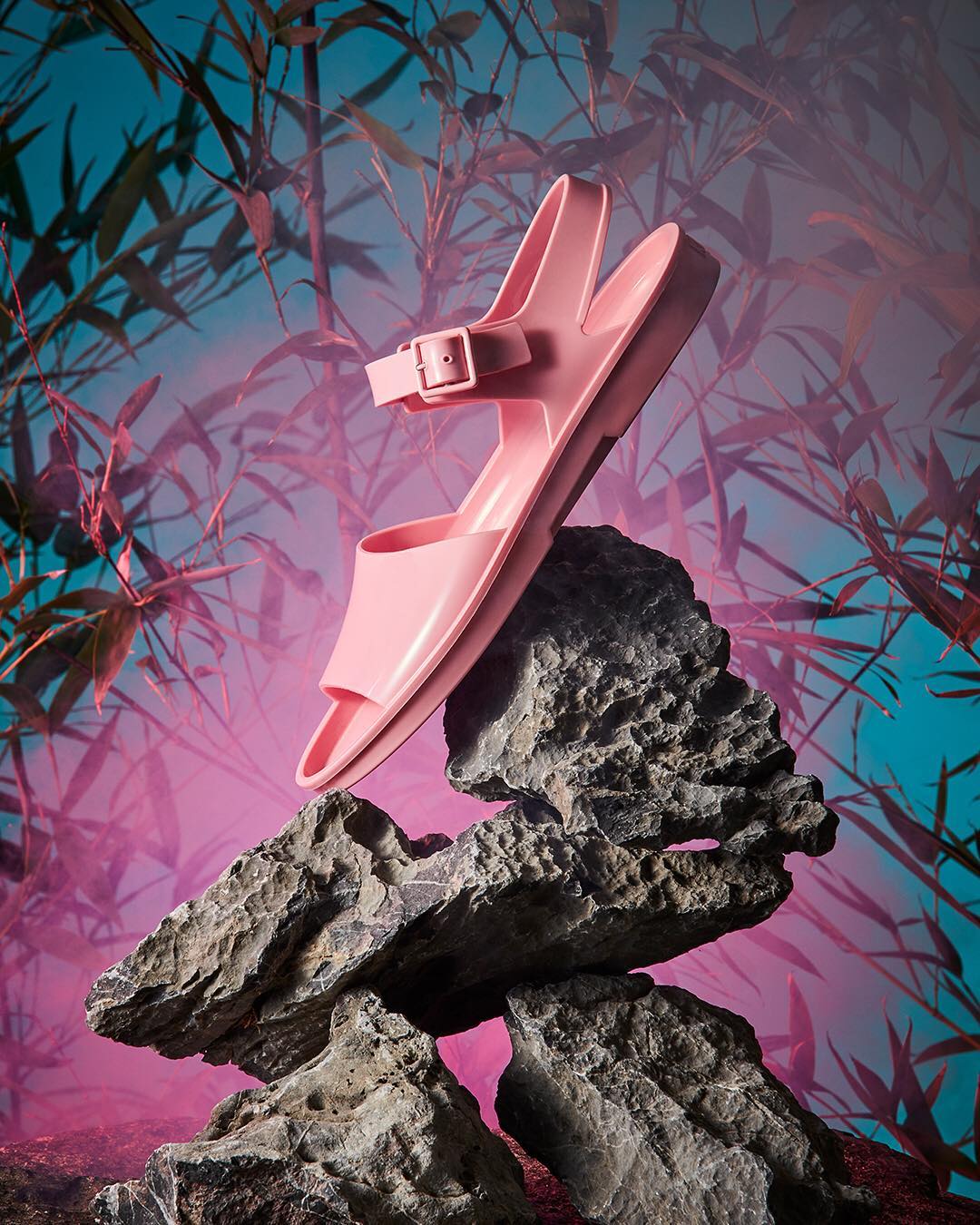 @KENZO: Sandals turn into pink for Spring 2018. Discover all the shoes ...