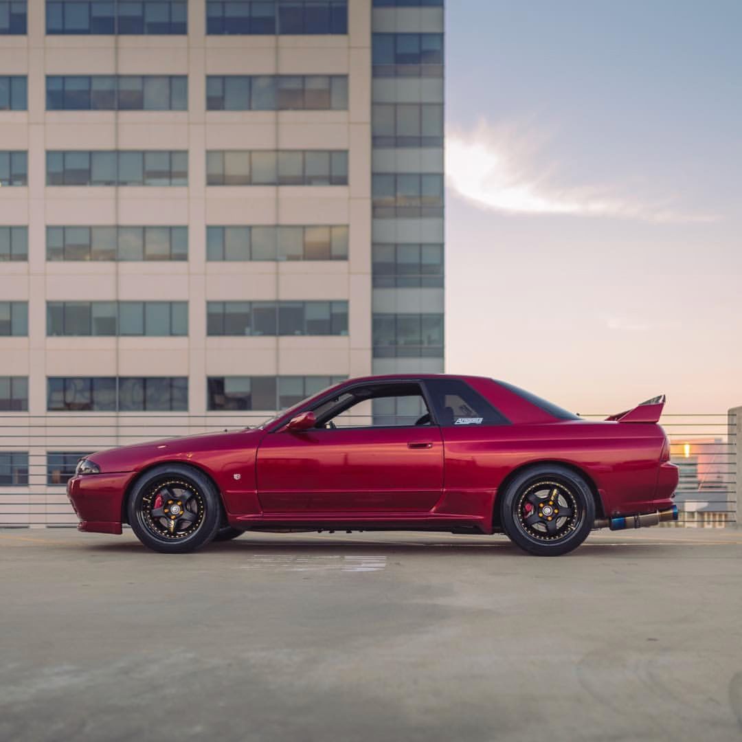 @Nissan: Rooftop Red #SkylineSunday #R32 #NissanSkyline #Skyline ...