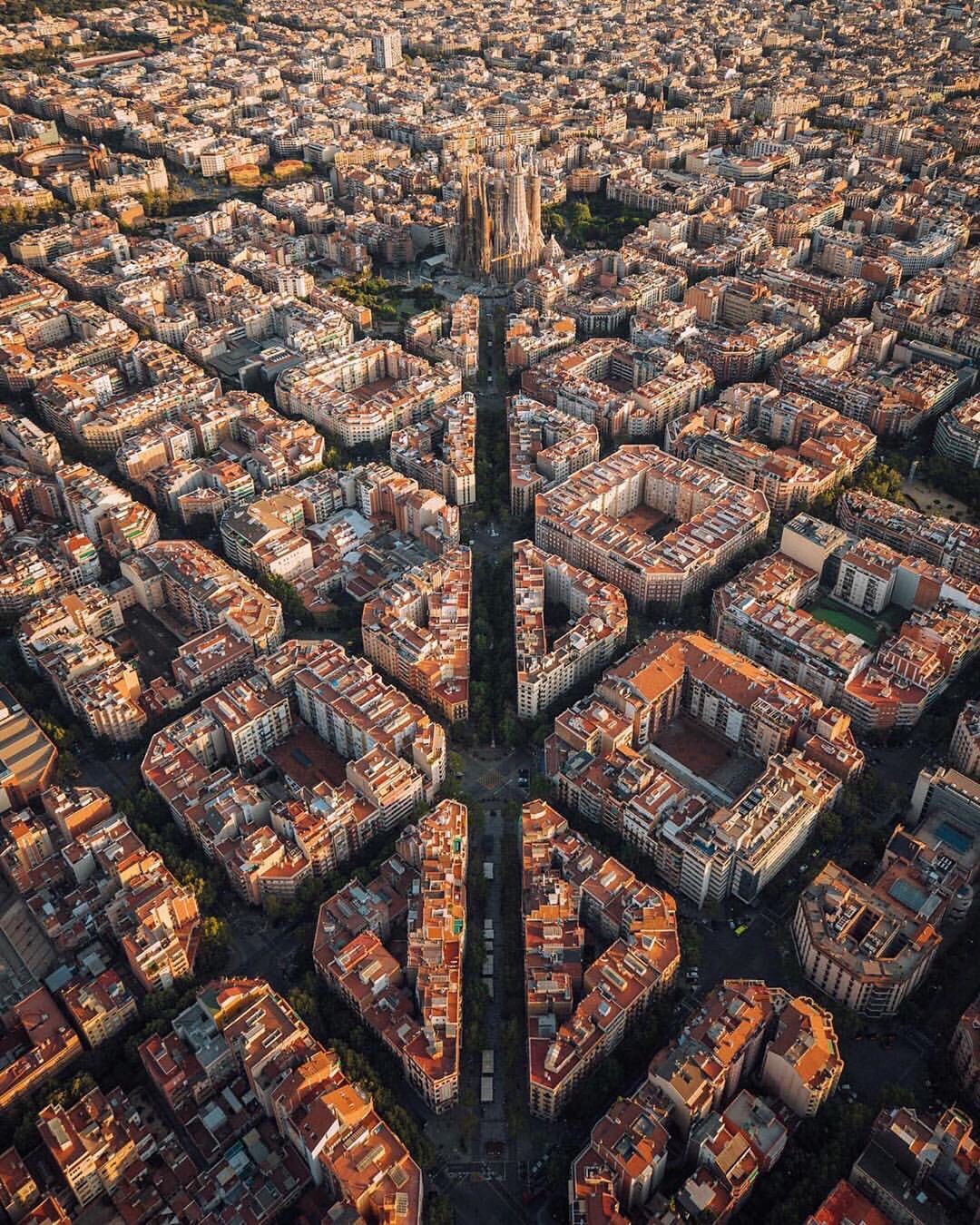 Canon Photography: The amazing street grid of Barcelona. This style of ...