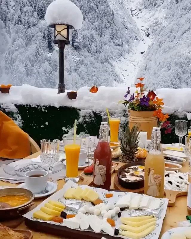 Canon Photography: Breakfast with a view! Tag someone who you would ...