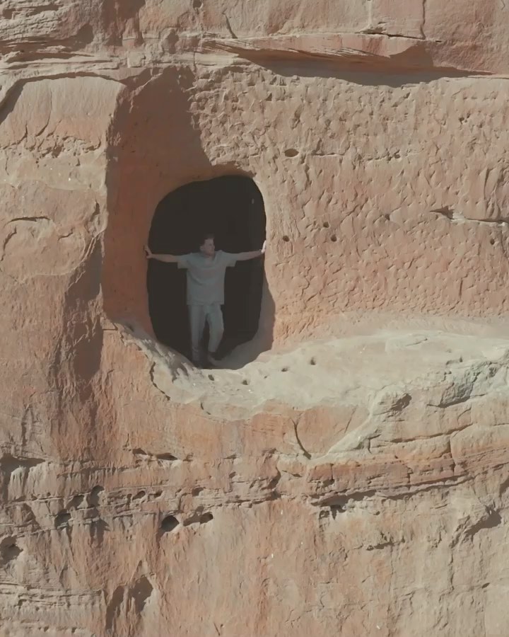 Canon Photography: Standing at the door of the world’s most ...