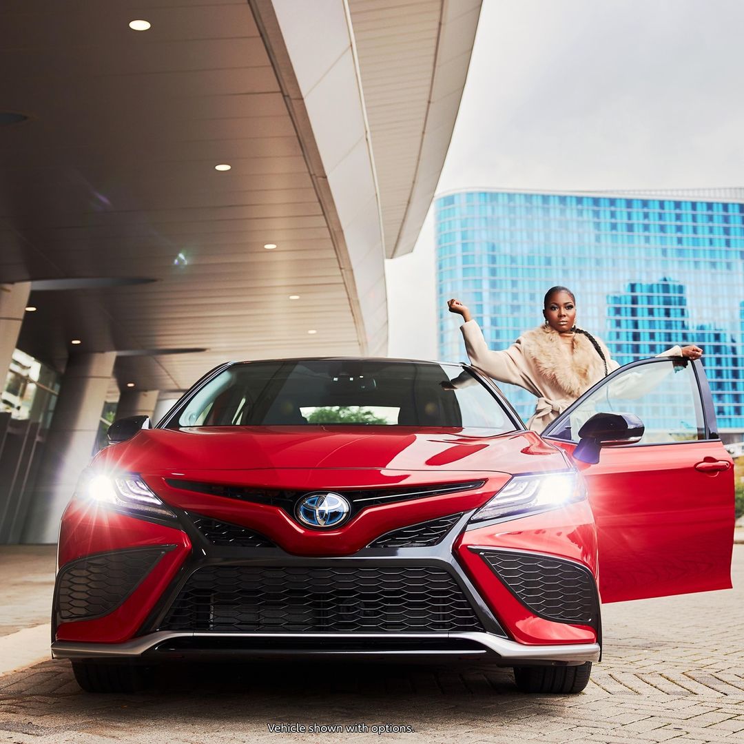 Toyota: Statement made. #Camry #Hybrid #LetsGoPlaces... - Ciao Nihon