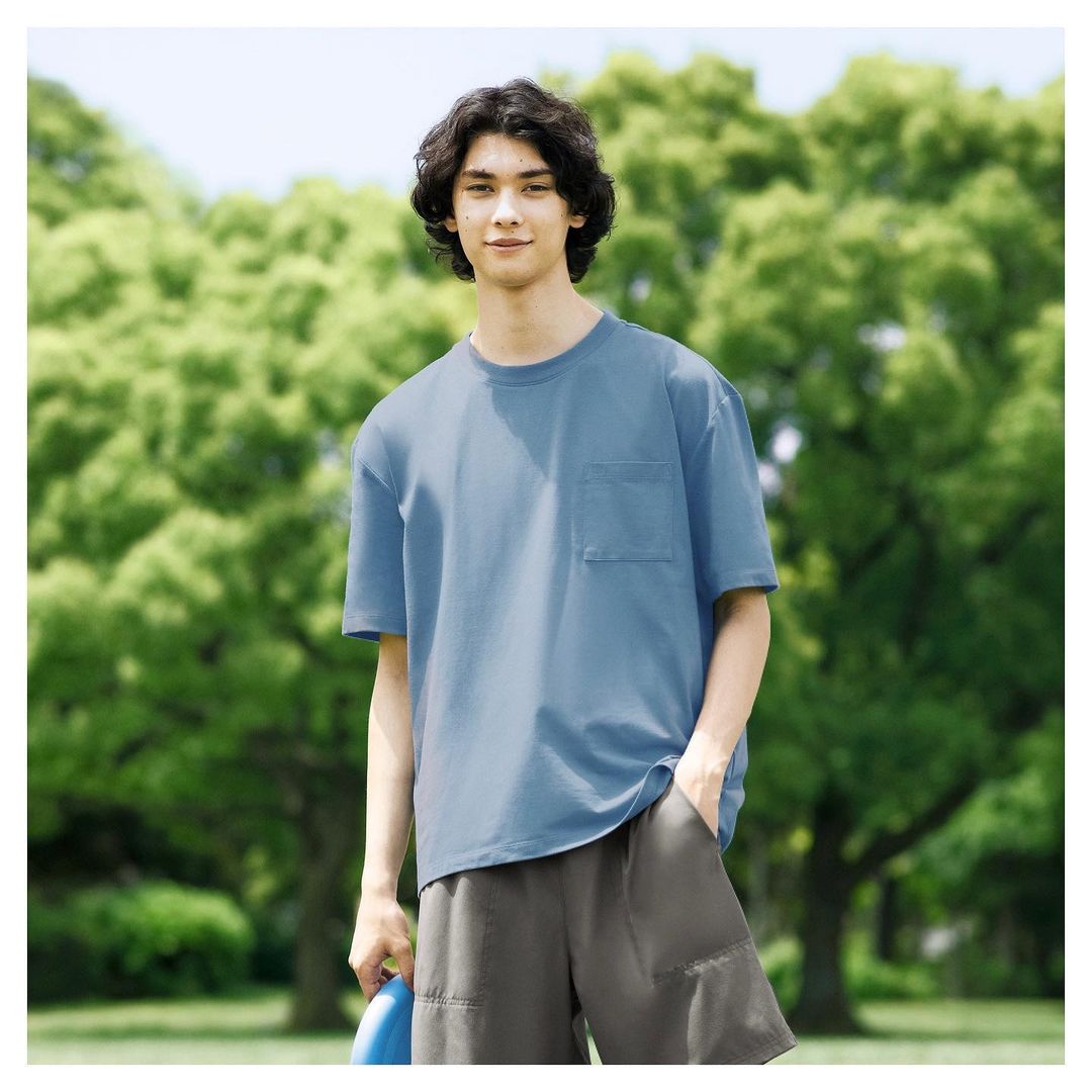 GU(ジーユー): . GU ACTIVE 炎天下でも快適な着心地を実現、次世代機能Tシャツ！ UVカット、遮熱、接触冷感、吸水速乾の機能を兼ね備えた、 次世代の高機能素材「S - Ciao ...