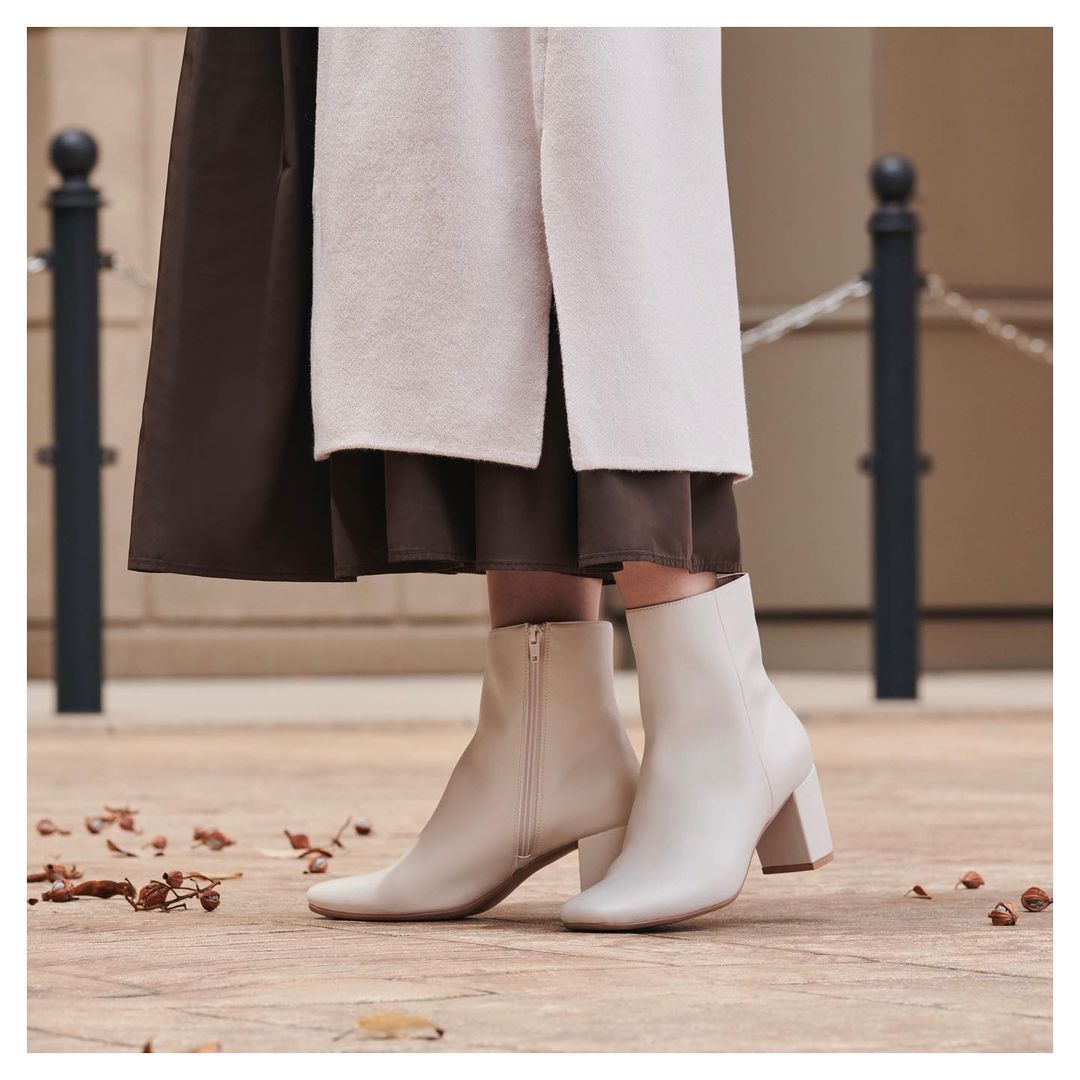 GU(ジーユー): . お客様の声から生まれたGU SHOES LABシリーズから、 毎年好評のファインフィットブーツが今年も登場。 美しい ...