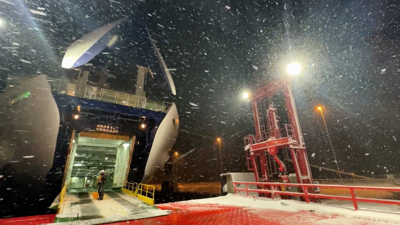 フェリー旅#07 | 15年ぶり航路再開となった室蘭と青森を結ぶ真冬の津軽海峡フェリーに乗船 - Ciao Nihon