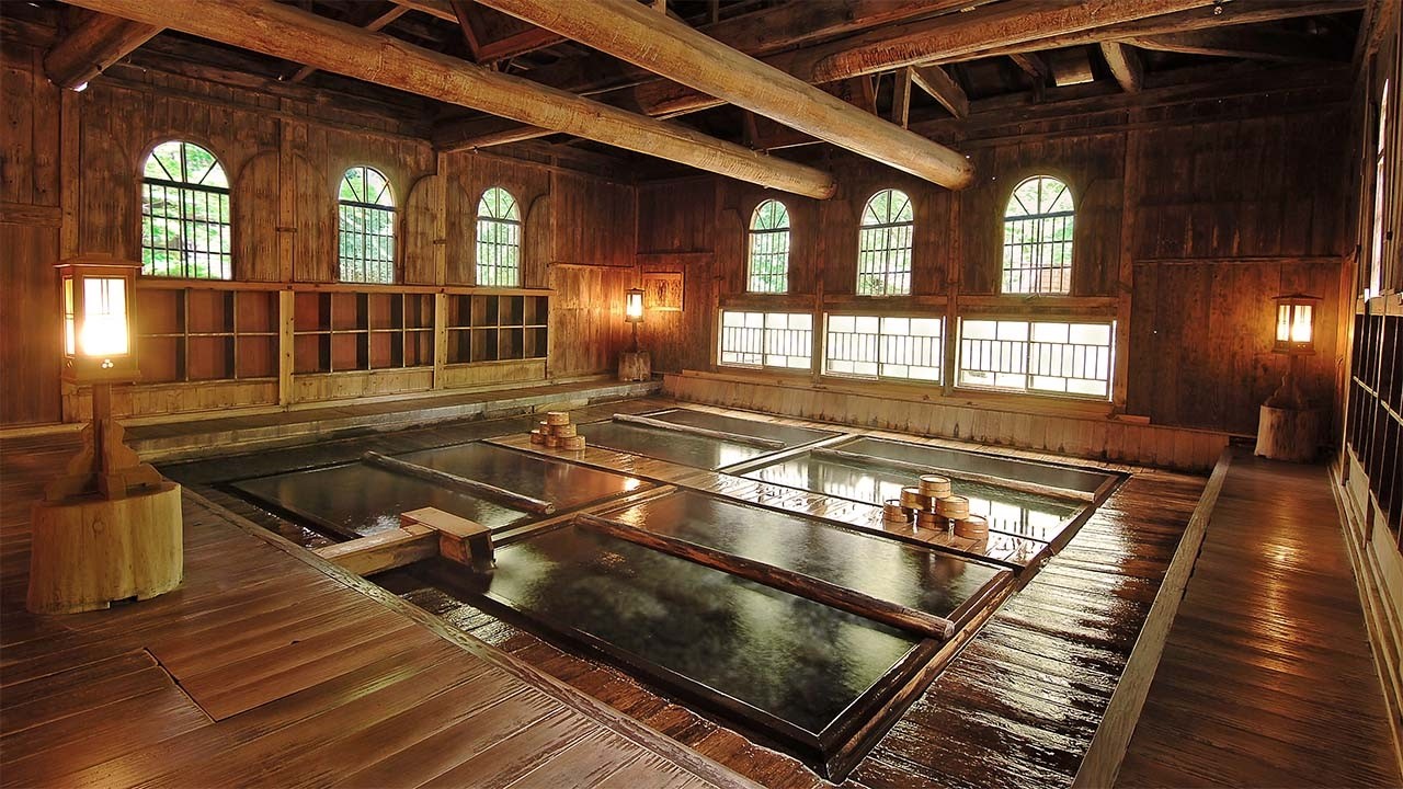 150-Year-Old Japanese Hidden Onsen Featuring Multiple Wooden Baths ...