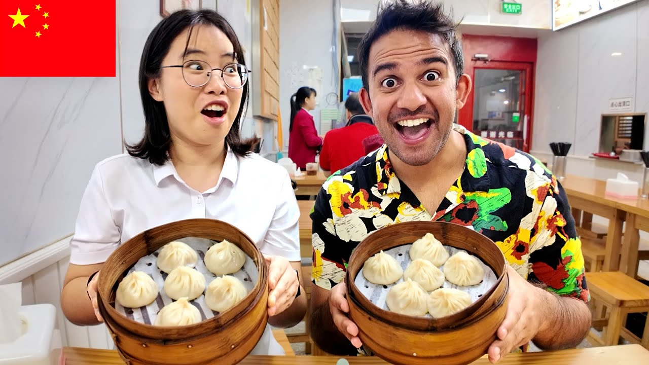 Ultimate SHANGHAI FOOD TOUR With A Local In China 🇨🇳 - Ciao Nihon