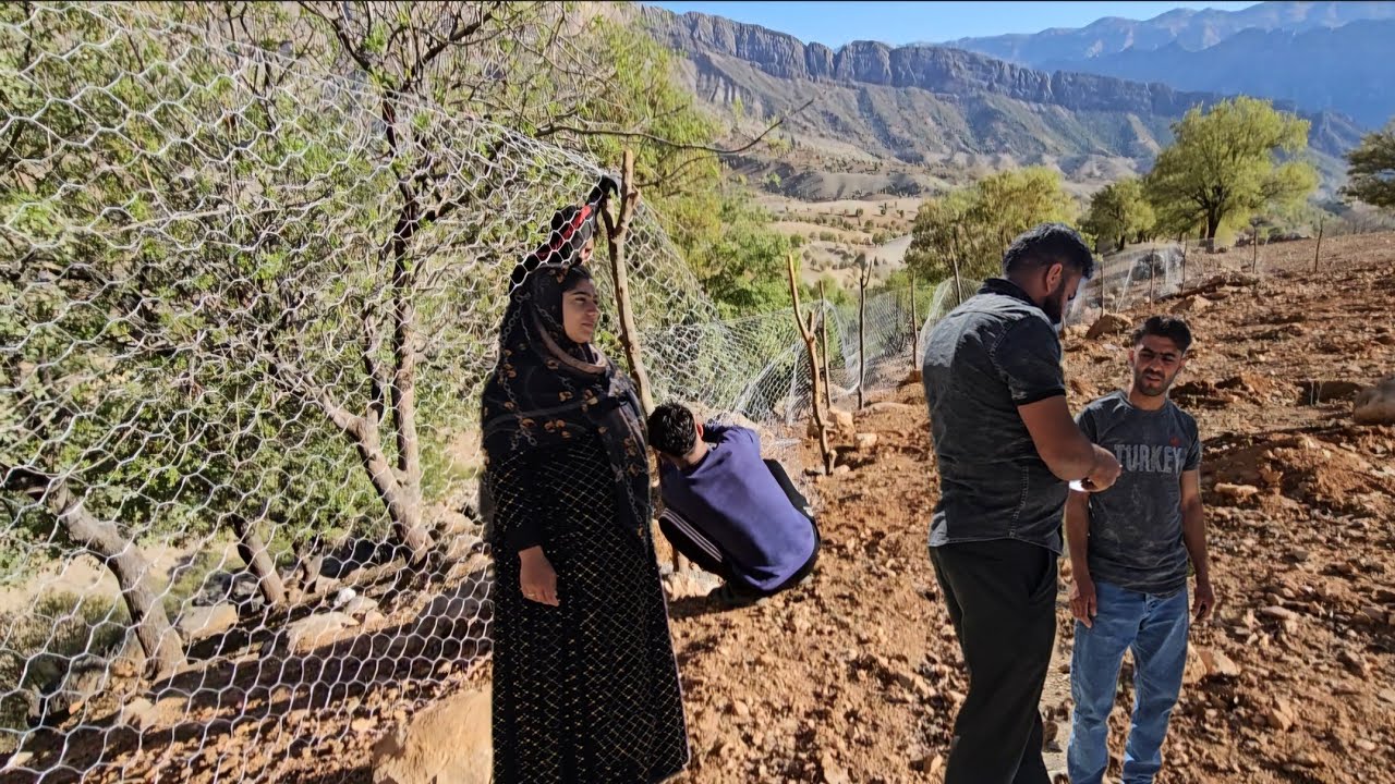 Ali's meeting with Hojjat's family | The start of a busy day and ...
